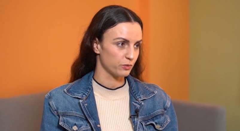 Petel.bg - новини - Успяла жена иска са върне българите в родината